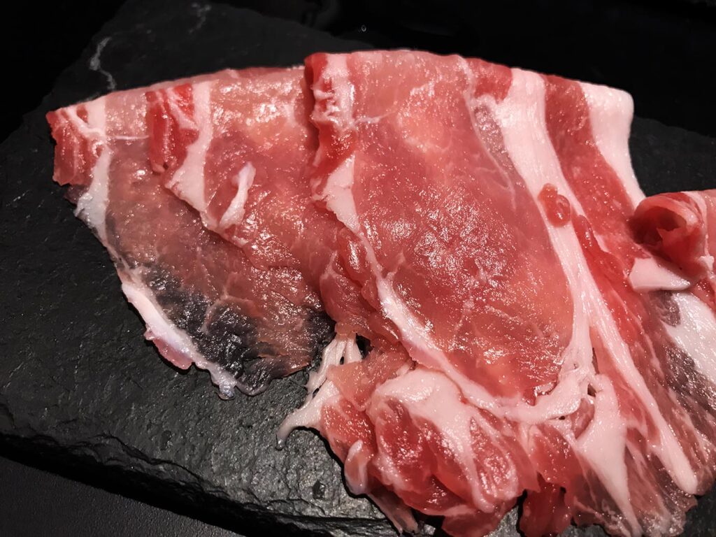 【極上グルメ】極めて珍しいキノコ鍋を「世界でここにしかない特注鍋」で食べる / THE XUN TOKYO | クドウ秘境メシ