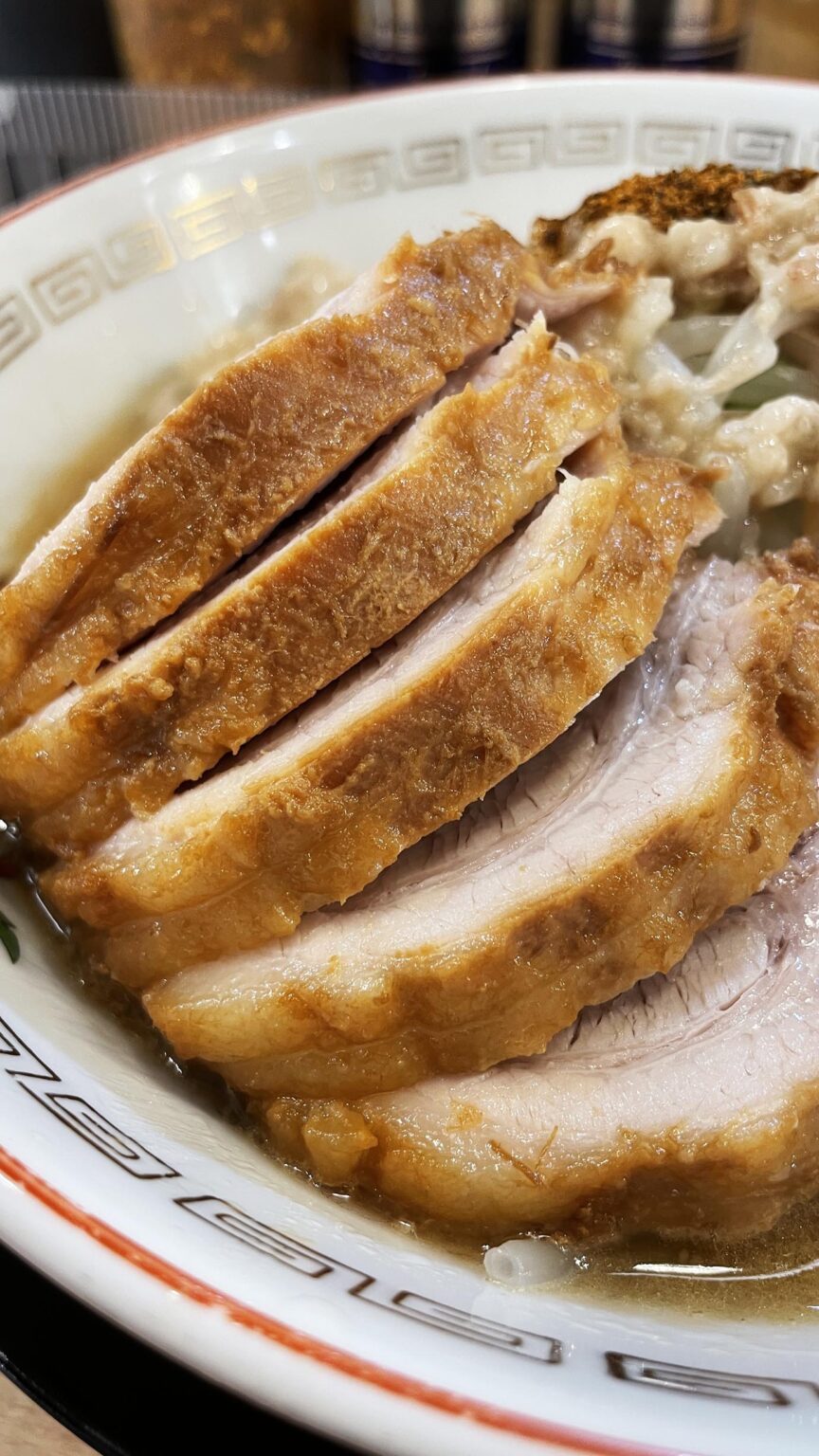 【美肉グルメ】ラーメン豚山でラーメン食うなら豚チャーシューをライスに乗せて食え | クドウ秘境メシ